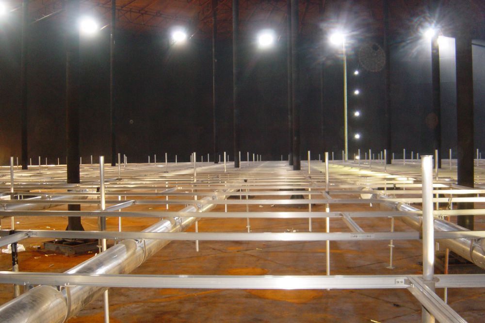 Elsont | STORAGE TANK EQUIPMENT